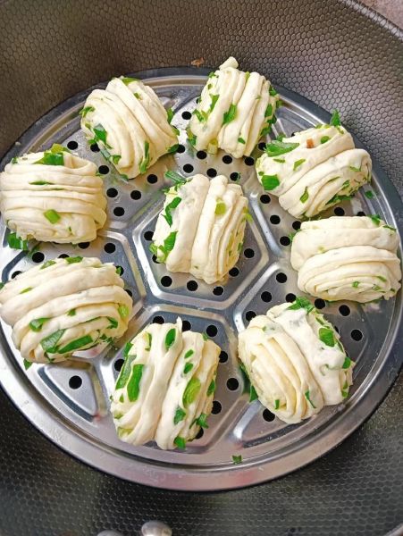 蒸花卷的做法大全_怎样蒸出松软不塌陷的花卷-第2张图片-山城妙识