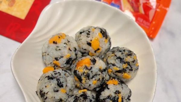 紫菜饭团怎么做_紫菜饭团做法图解-第2张图片-山城妙识
