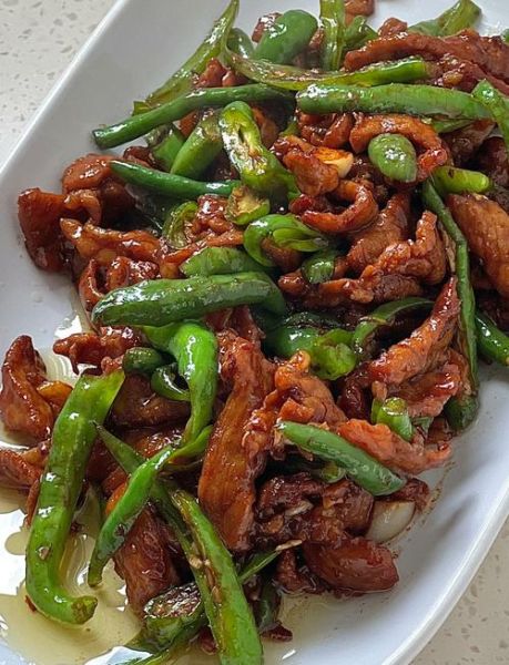 小炒肉怎么炒好吃_家常小炒肉简单做法-第1张图片-山城妙识