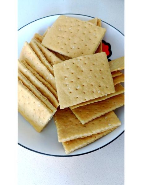 在家怎么做苏打饼干_苏打饼干做法简单吗-第1张图片-山城妙识