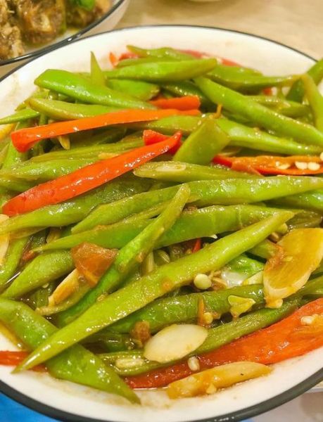 焖扁豆的家常做法_扁豆怎么焖才软烂入味-第1张图片-山城妙识