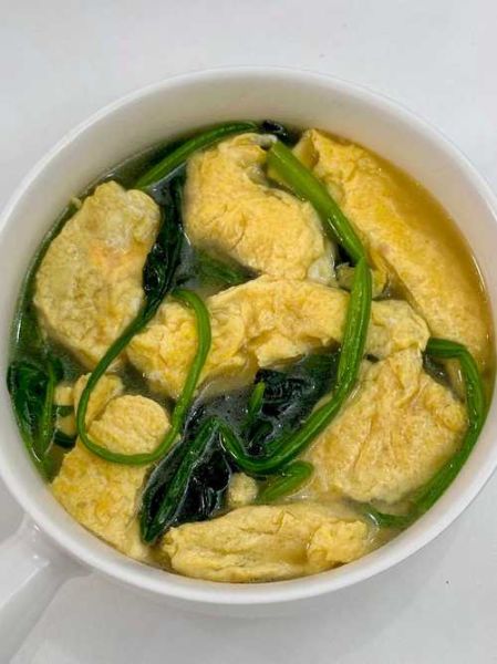 菠菜鸡蛋汤怎么做_菠菜鸡蛋汤做法视频-第1张图片-山城妙识