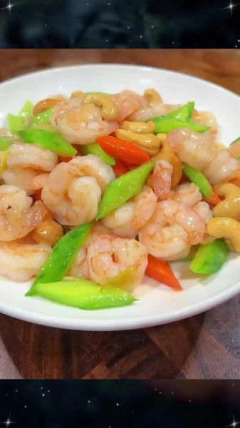 腰果虾仁是什么菜系_腰果虾仁怎么做才正宗-第3张图片-山城妙识