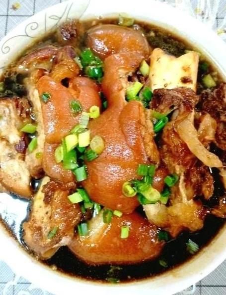 猪肘子高压锅多久能烂_家常做法步骤-第1张图片-山城妙识