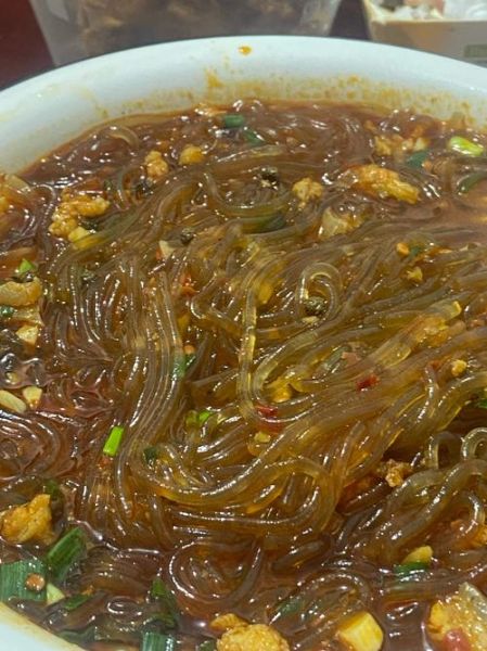 红薯粉怎么煮_红薯粉怎么煮好吃又简单-第1张图片-山城妙识