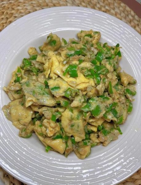 尖椒炒鸡蛋怎么做_尖椒炒鸡蛋详细步骤-第1张图片-山城妙识