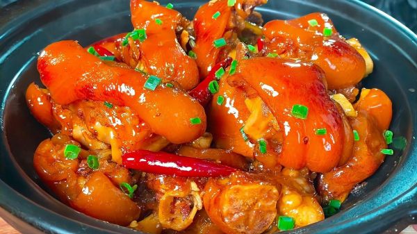 红烧猪蹄家常做法_红烧猪蹄怎么做好吃-第3张图片-山城妙识