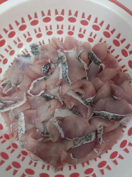 黑鱼怎么切片_黑鱼切片步骤视频-第1张图片-山城妙识