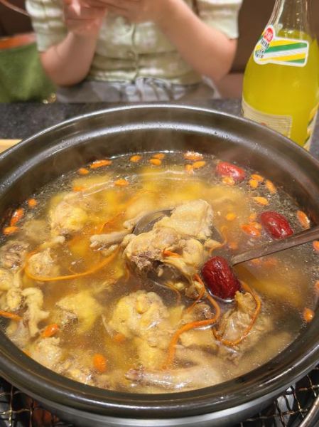 砂锅鸡煲怎么做才入味_砂锅鸡煲需要焯水吗-第3张图片-山城妙识