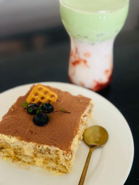 提拉米苏的含义是什么意思_为什么叫带我走-第1张图片-山城妙识