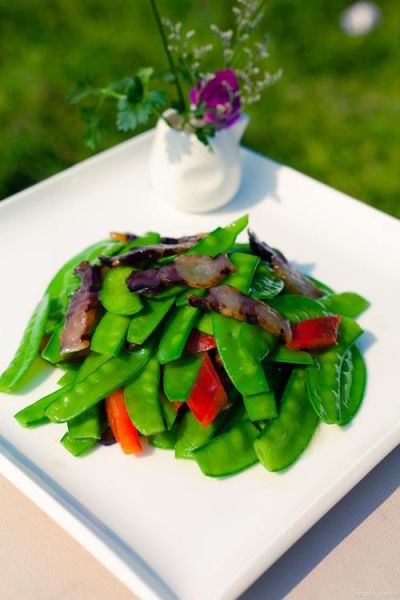 腊肉荷兰豆怎么炒好吃_腊肉荷兰豆炒多久才脆-第2张图片-山城妙识 腊肉荷兰豆怎么炒好吃_腊肉荷兰豆炒多久才脆-第2张图片-山城妙识