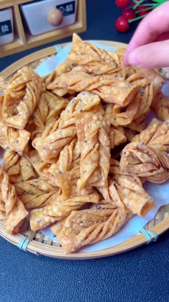 炸巧果怎么做_炸巧果的花样做法大全-第3张图片-山城妙识