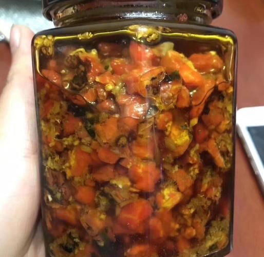 秃黄油和蟹黄酱的区别_哪个更好吃-第1张图片-山城妙识 秃黄油和蟹黄酱的区别_哪个更好吃-第1张图片-山城妙识