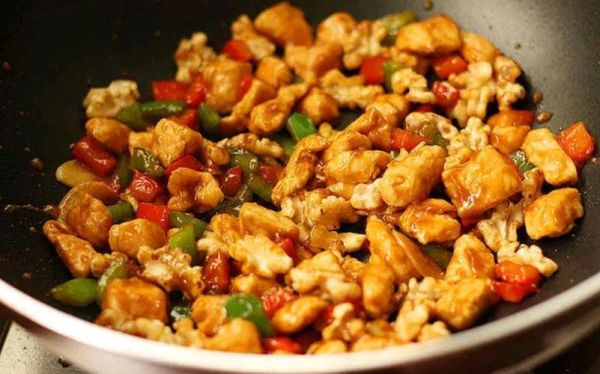 核桃炒菜怎么做好吃_核桃炒菜做法大全-第3张图片-山城妙识