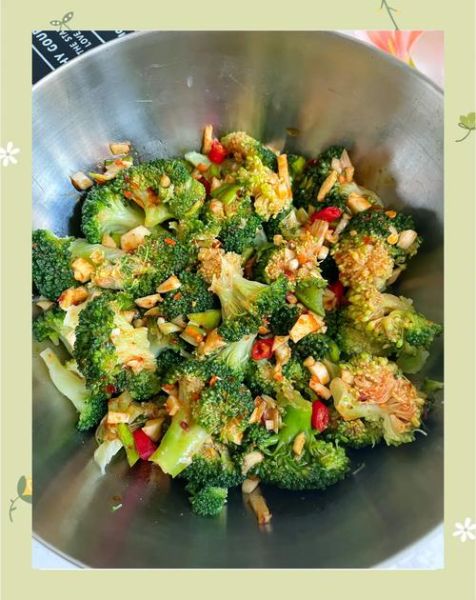 凉拌西兰花怎么做_西兰花焯水几分钟-第2张图片-山城妙识