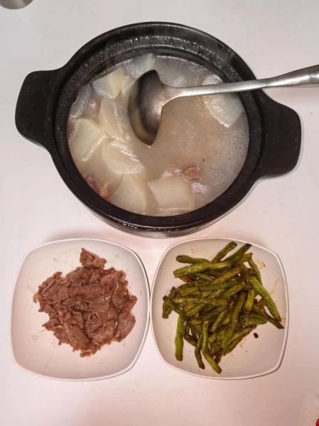 羊腿炖萝卜怎么做_羊腿炖萝卜需要焯水吗-第2张图片-山城妙识