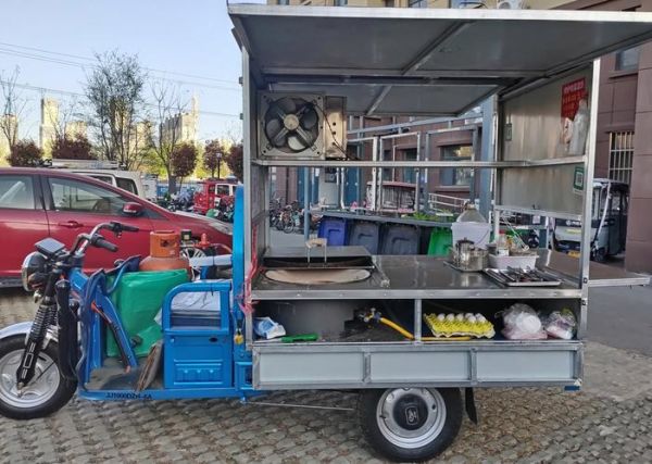鸡蛋灌饼小吃车多少钱一台_鸡蛋灌饼小吃车需要办什么证-第1张图片-山城妙识