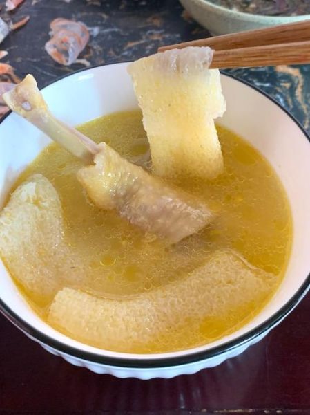 竹荪土鸡汤的做法_竹荪土鸡汤的功效-第3张图片-山城妙识