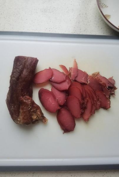 腊牛肉怎么腌制_腊牛肉腌制配方-第3张图片-山城妙识
