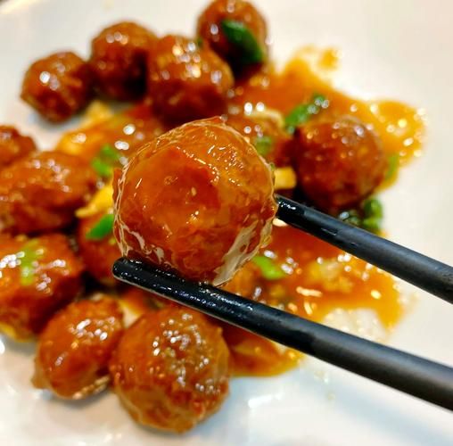焦溜丸子怎么做_焦溜丸子家常做法-第1张图片-山城妙识