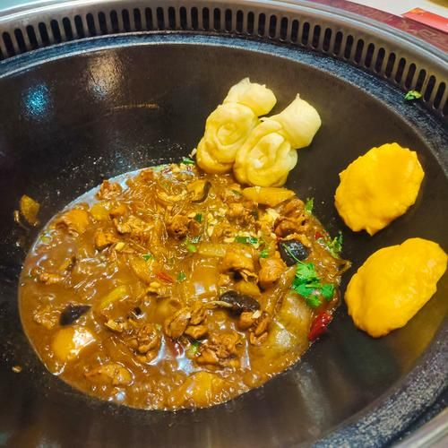 铁锅炖鸡怎么做_正宗铁锅炖鸡放什么料-第1张图片-山城妙识