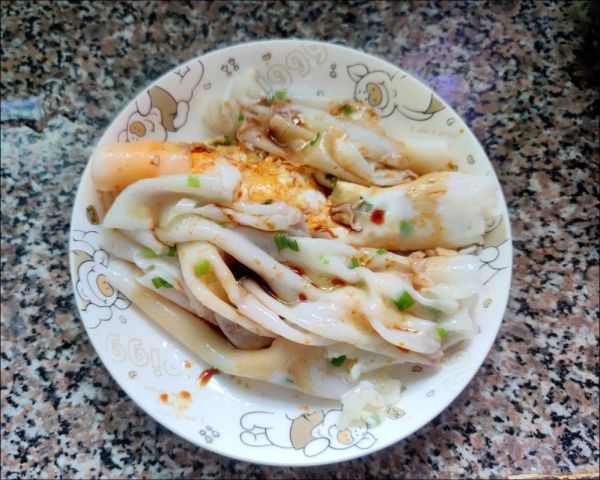 肠粉是用什么粉做的_米浆和澄粉区别在哪-第3张图片-山城妙识 肠粉是用什么粉做的_米浆和澄粉区别在哪-第3张图片-山城妙识