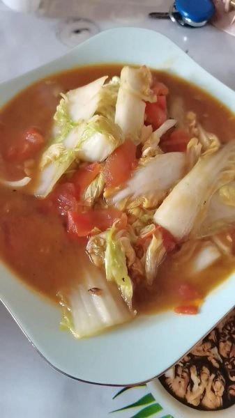 圆白菜炒西红柿怎么做_圆白菜炒西红柿先炒哪个-第3张图片-山城妙识