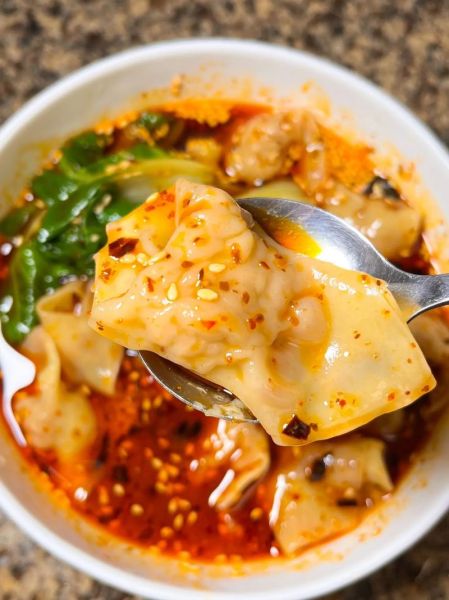 楚晚宁红油抄手怎么做_正宗川味红油配方-第2张图片-山城妙识 楚晚宁红油抄手怎么做_正宗川味红油配方-第2张图片-山城妙识