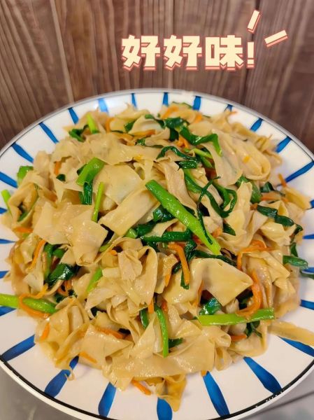 炒豆皮怎么做好吃_家常炒豆皮做法步骤-第2张图片-山城妙识