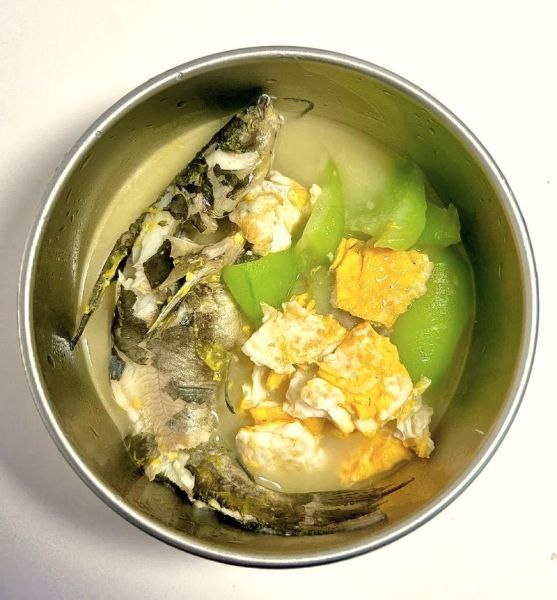 骨鱼汤怎么炖好喝_骨鱼汤的做法家常-第2张图片-山城妙识