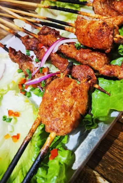 新疆羊肉串图片高清_正宗做法哪里学-第3张图片-山城妙识