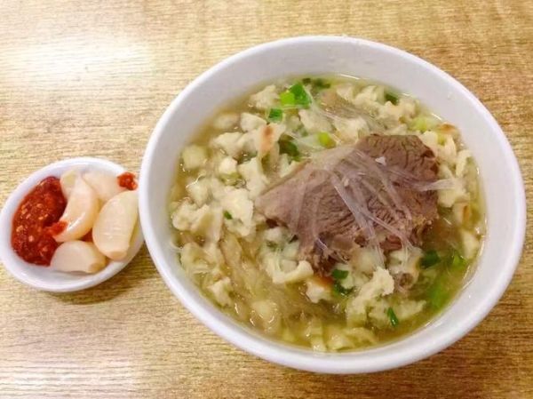 西安羊肉泡馍怎么做_正宗泡馍分几种-第1张图片-山城妙识