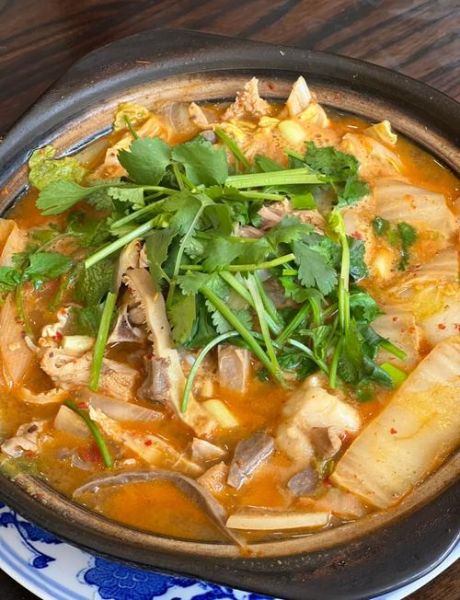 羊肉砂锅怎么做好吃_羊肉砂锅的做法步骤-第1张图片-山城妙识