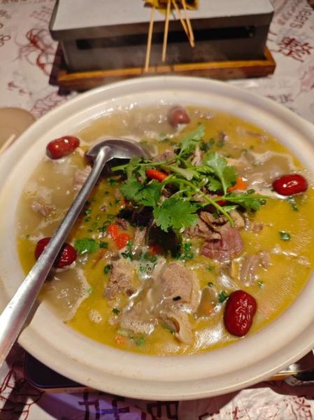 羊肉砂锅怎么做好吃_羊肉砂锅的做法步骤-第2张图片-山城妙识