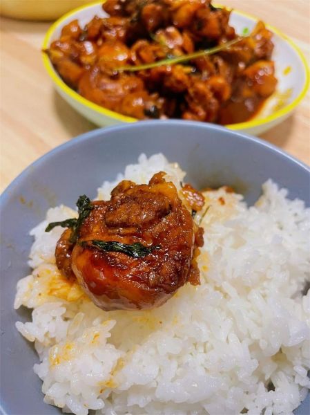 三杯鸡配料有哪些_正宗台式做法需要哪些材料-第1张图片-山城妙识