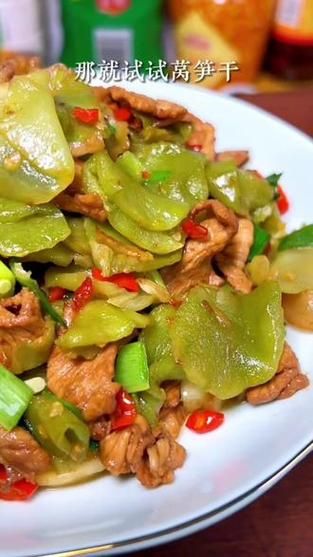 莴笋干炒肉怎么做_莴笋干炒肉用焯水吗-第3张图片-山城妙识