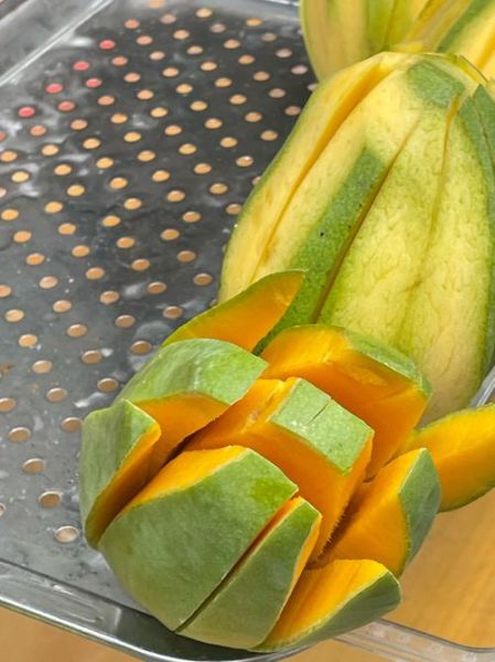 芒果怎么切好看_芒果怎么切好吃-第2张图片-山城妙识