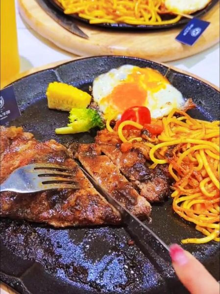 网红牛排摆摊赚钱吗_摆摊卖牛排需要准备什么-第1张图片-山城妙识 网红牛排摆摊赚钱吗_摆摊卖牛排需要准备什么-第1张图片-山城妙识