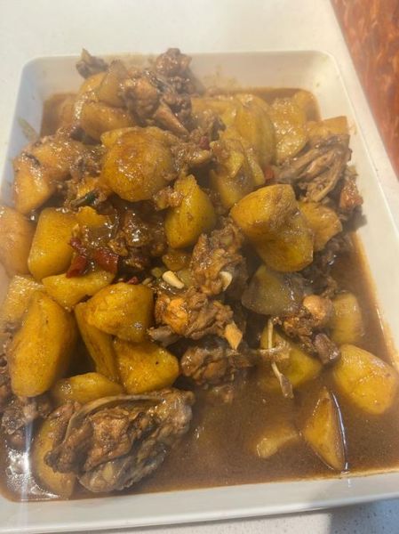 三黄鸡炖土豆怎么做_三黄鸡炖土豆需要焯水吗-第2张图片-山城妙识