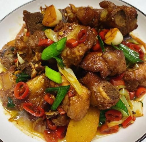 红烧排骨怎么做_红烧排骨用焯水吗-第1张图片-山城妙识