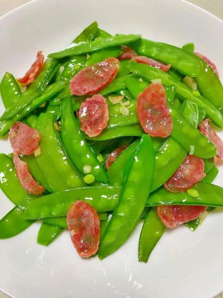 腊肠怎么炒好吃_腊肠炒什么配菜最香-第1张图片-山城妙识