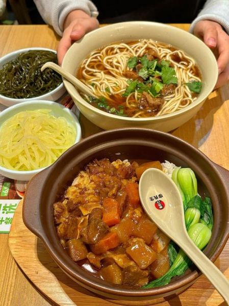 加州牛肉面牛肉的做法_如何炖出软烂入味的牛肉-第2张图片-山城妙识