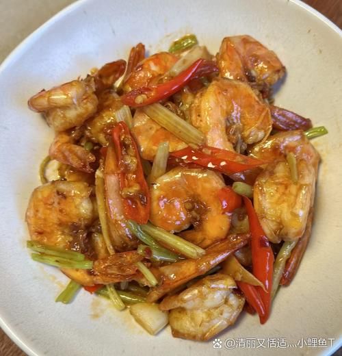 爆炒明虾怎么做好吃_爆炒明虾的家常做法-第3张图片-山城妙识