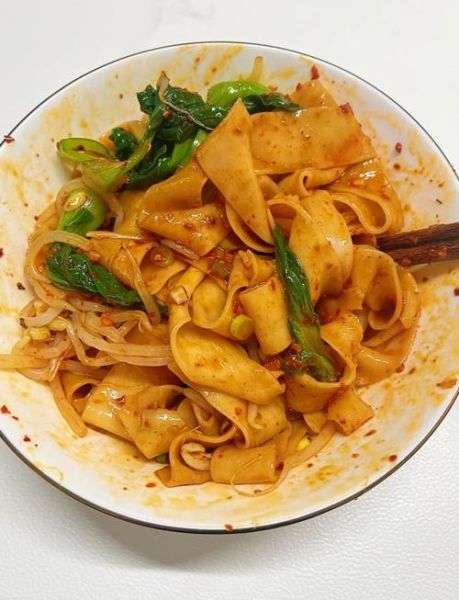 油泼面最简单的做法_新手零失败技巧-第1张图片-山城妙识