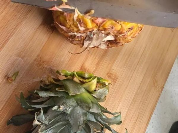 菠萝怎么削皮最快_菠萝削皮神器推荐-第2张图片-山城妙识 菠萝怎么削皮最快_菠萝削皮神器推荐-第2张图片-山城妙识