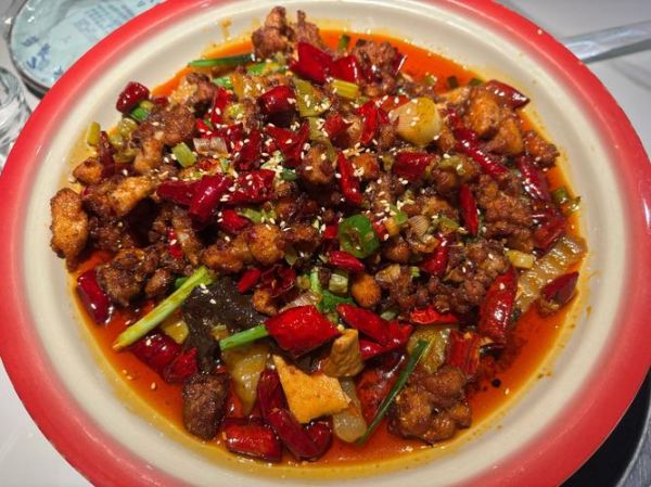 干锅兔怎么做_干锅兔最正宗的做法-第2张图片-山城妙识