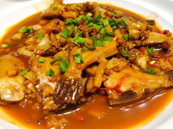 大扒皮鱼怎么做好吃_家常做法窍门-第2张图片-山城妙识