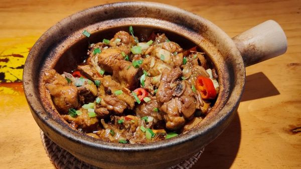 砂锅鸡怎么做才好吃_砂锅鸡用什么锅最好-第2张图片-山城妙识