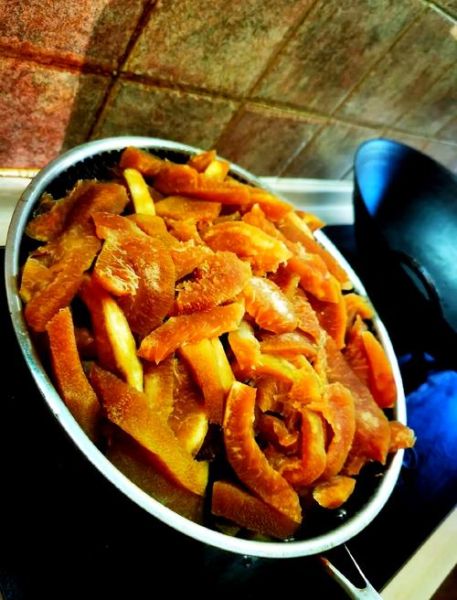 柚子皮糖怎么做_柚子皮糖去苦窍门-第1张图片-山城妙识