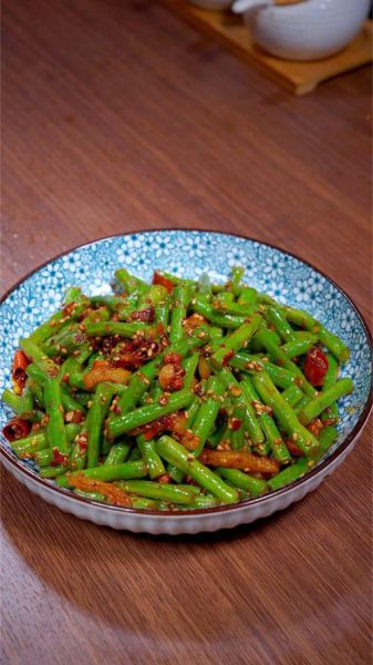 炒豆角焯水几分钟_豆角焯水窍门-第1张图片-山城妙识